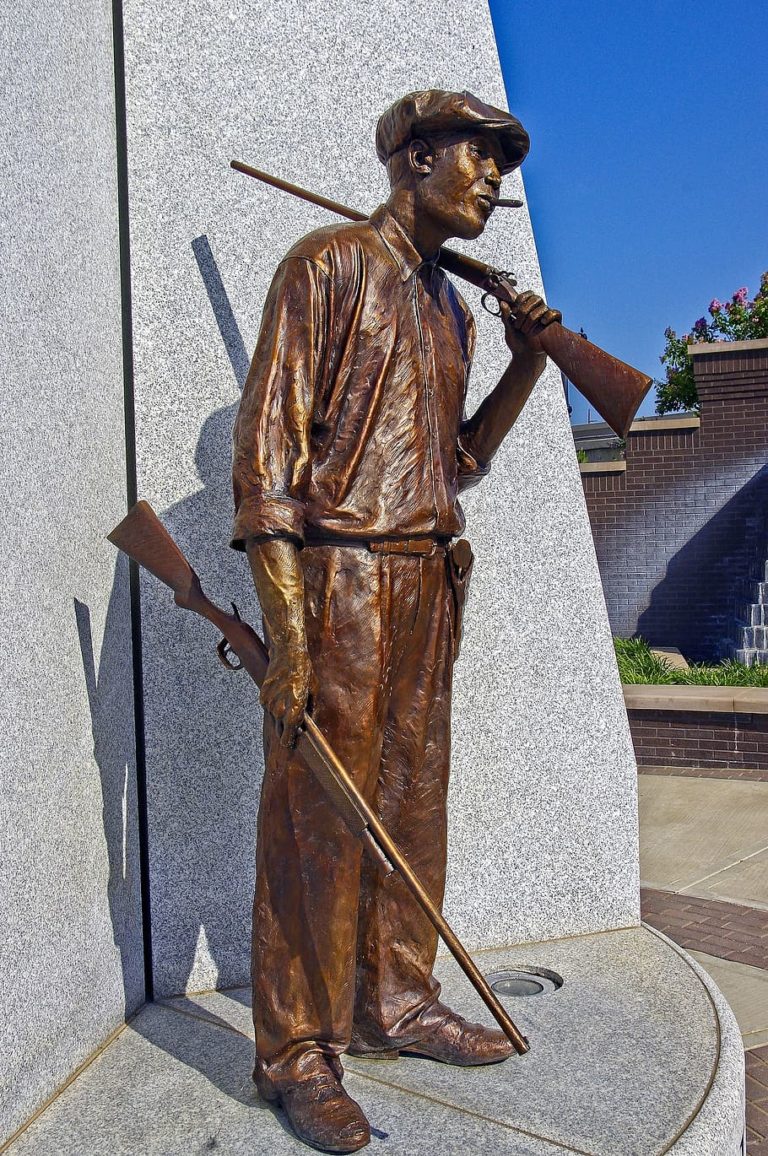 John Hope Franklin Reconciliation Park remembers the Tulsa massacre ...